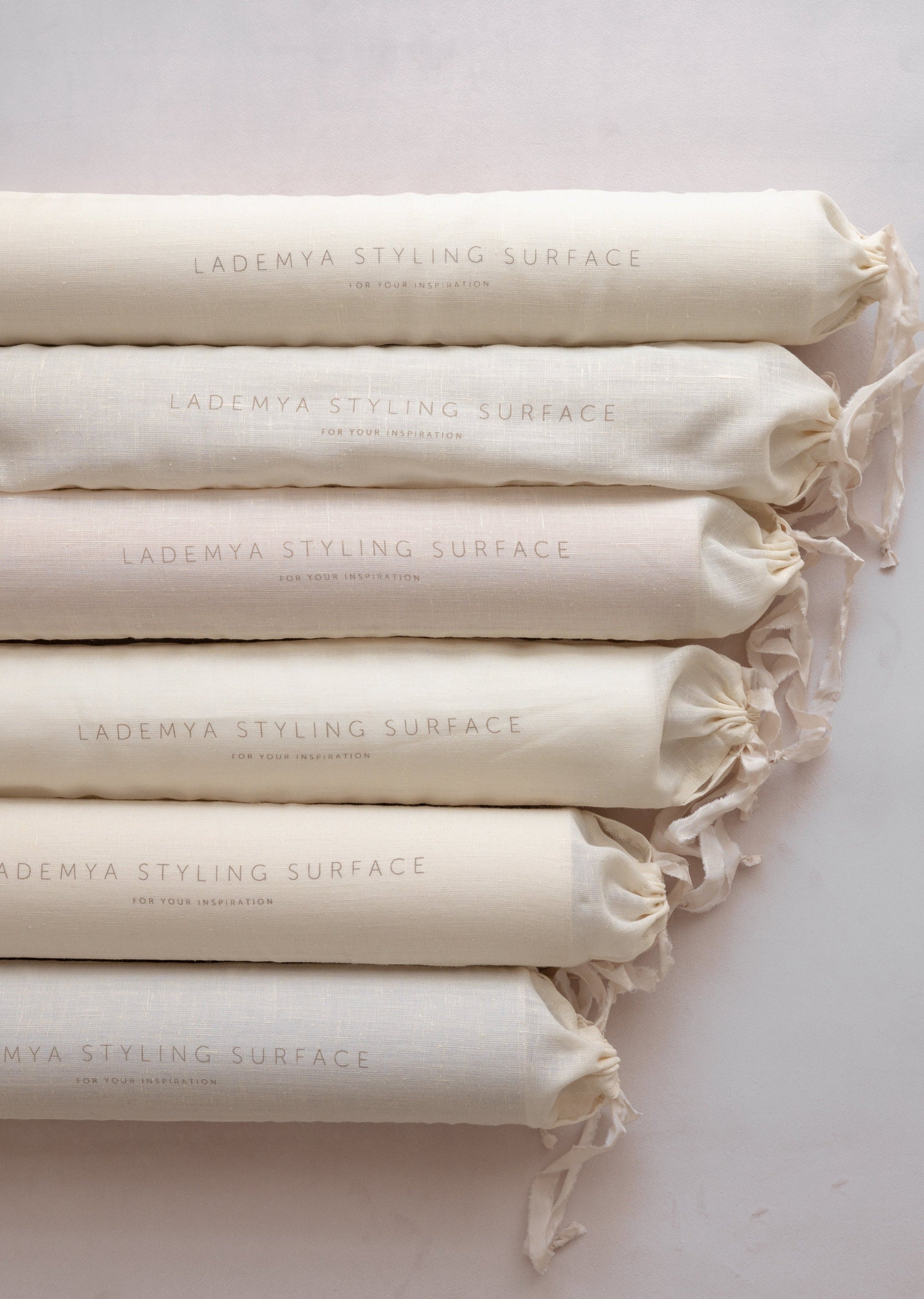 Double Sided Rollable Styling Surface / Linen (Ivory) x Velvet (Greyis ...